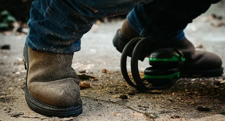 Breaking In New Work Boots: Tips You Need